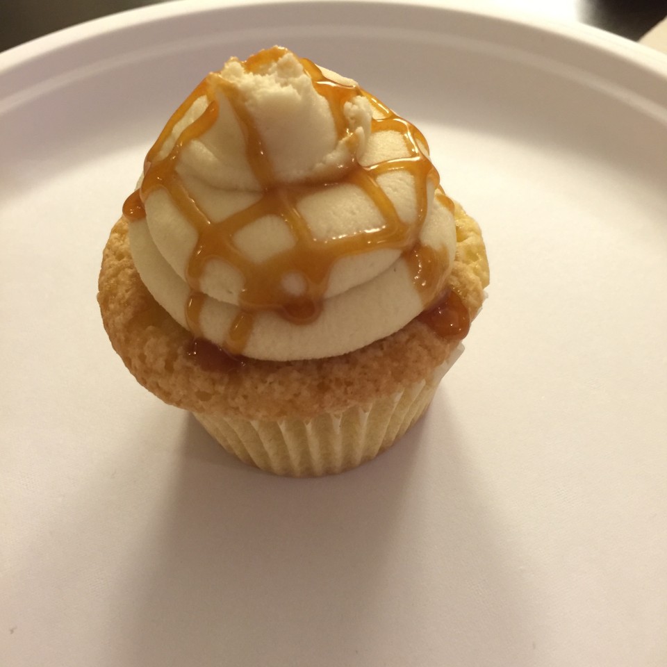 The Atlanta Cupcake Factory, Cuteness Overload - DA' STYLISH FOODIE