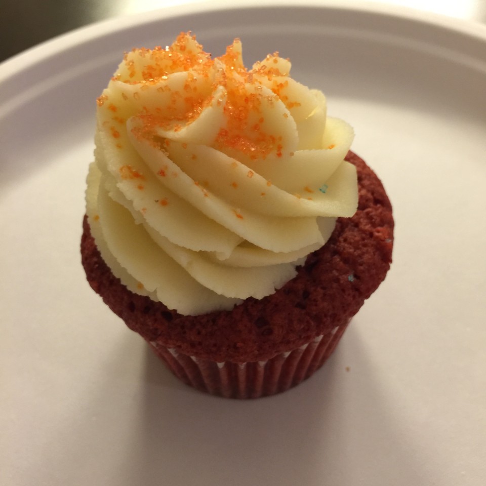 The Atlanta Cupcake Factory, Cuteness Overload - DA' STYLISH FOODIE