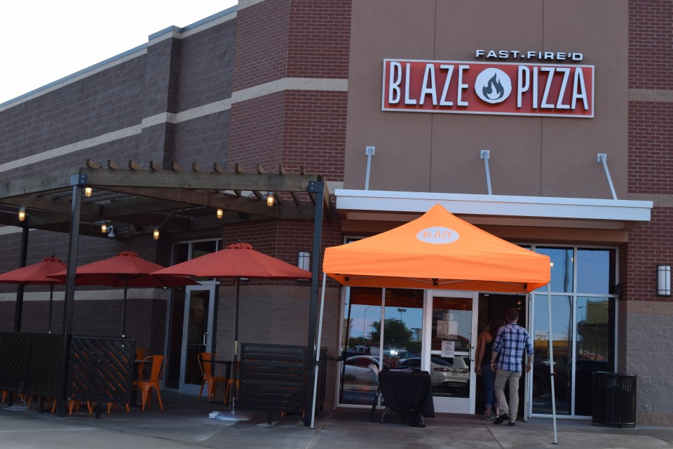 Blaze Fast Fire’d Pizza is Blazing Hot | DA' STYLISH FOODIE