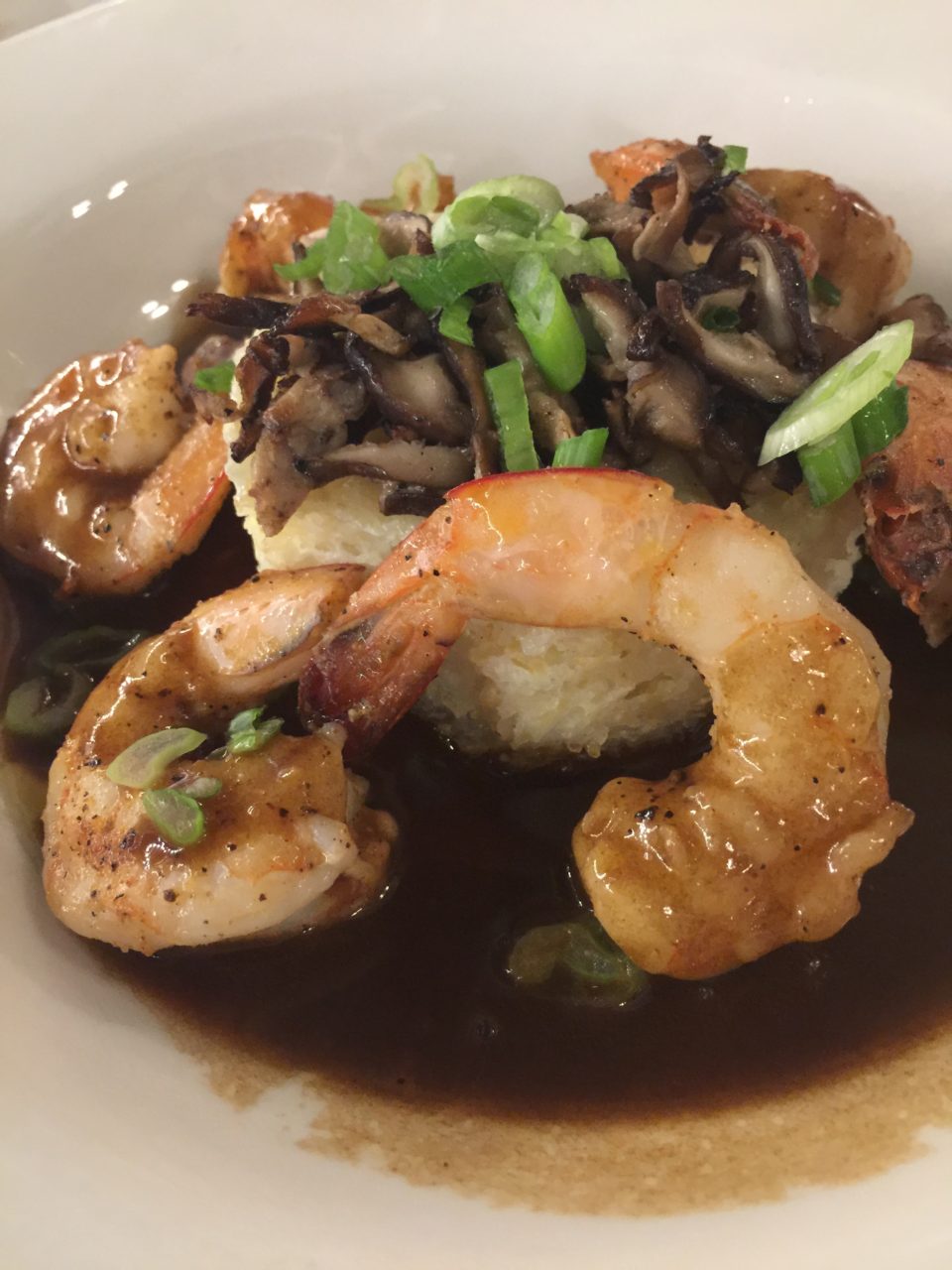 Palace Cafe, The Best Spot to People Watch - DA' STYLISH FOODIE