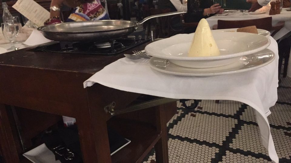 Palace Cafe, The Best Spot to People Watch - DA' STYLISH FOODIE