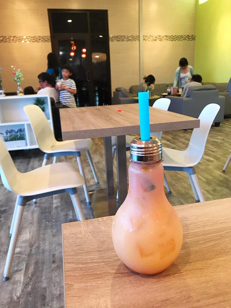 Royal Tea, Sharing the Tea - DA' STYLISH FOODIE