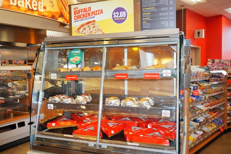 RaceTrac, The Perfect Pizza Date - DA' STYLISH FOODIE