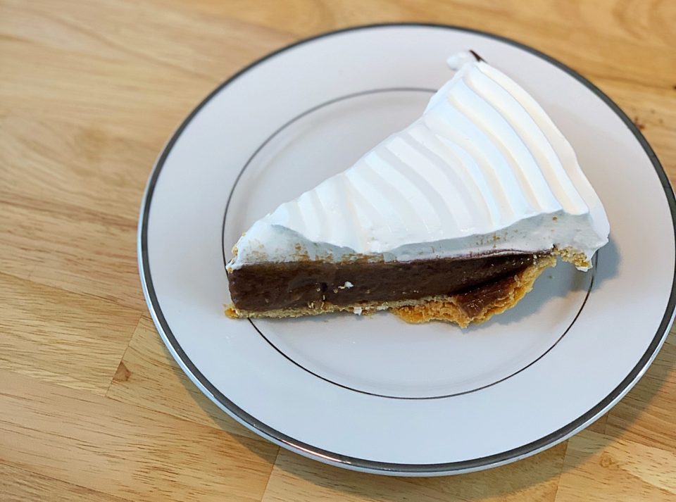 Flying Saucer Pie Co. - DA' STYLISH FOODIE