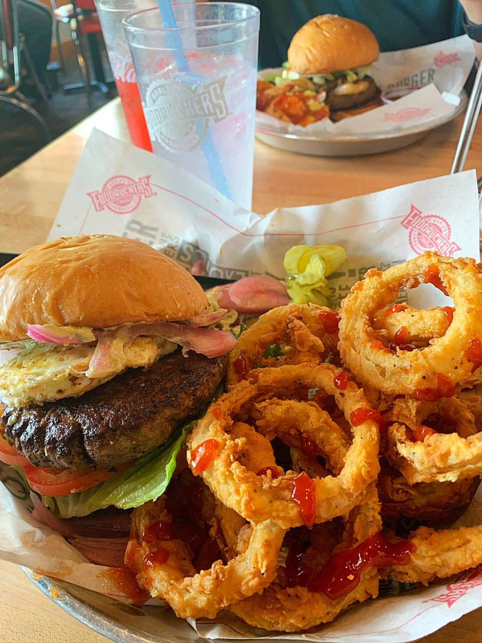Fuddruckers, World's Greatest Hamburgers - DA' STYLISH FOODIE