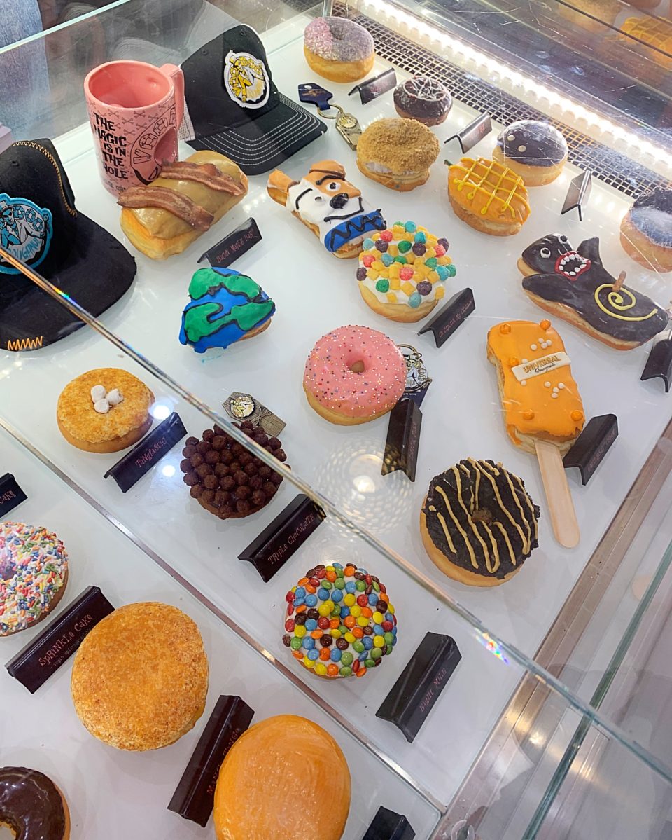 Voodoo Doughnuts Universal City Walk | DA' STYLISH FOODIE