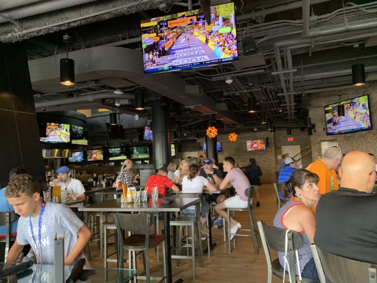 NBC Sports Grill and Brew Orlando - DA' STYLISH FOODIE