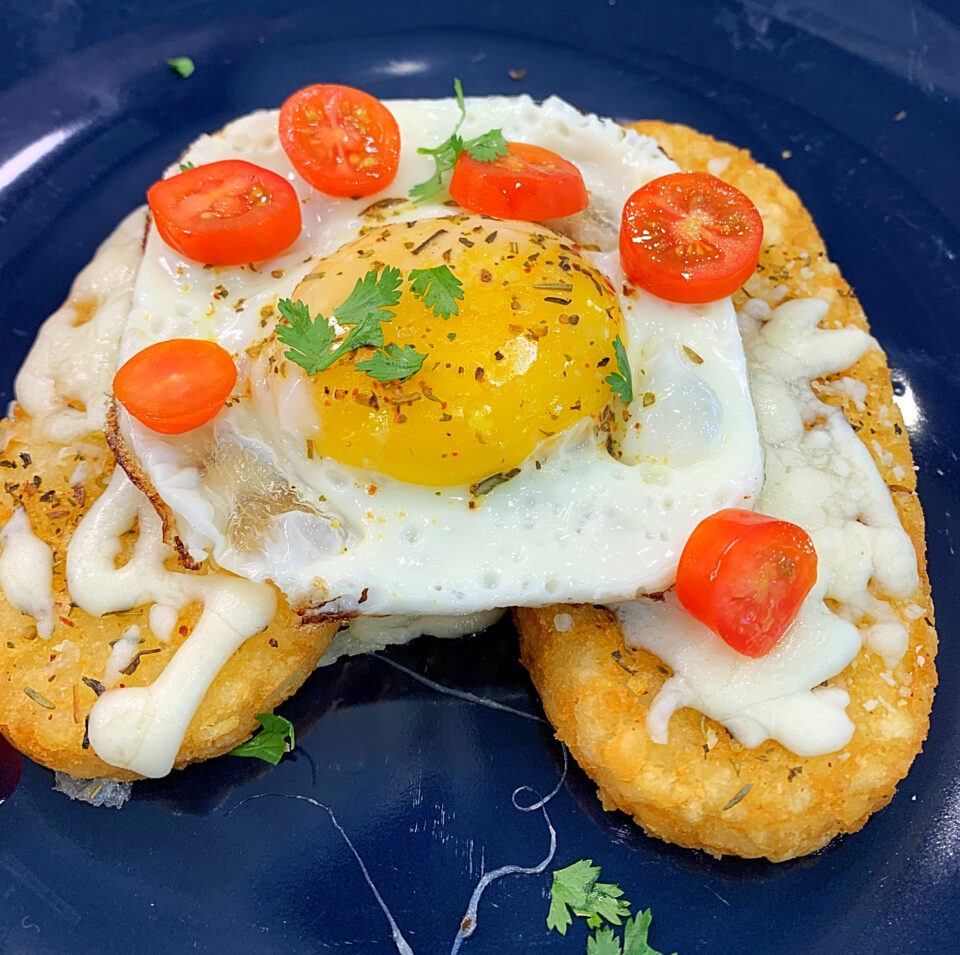 Hash Browns and Eggs - DA' STYLISH FOODIE
