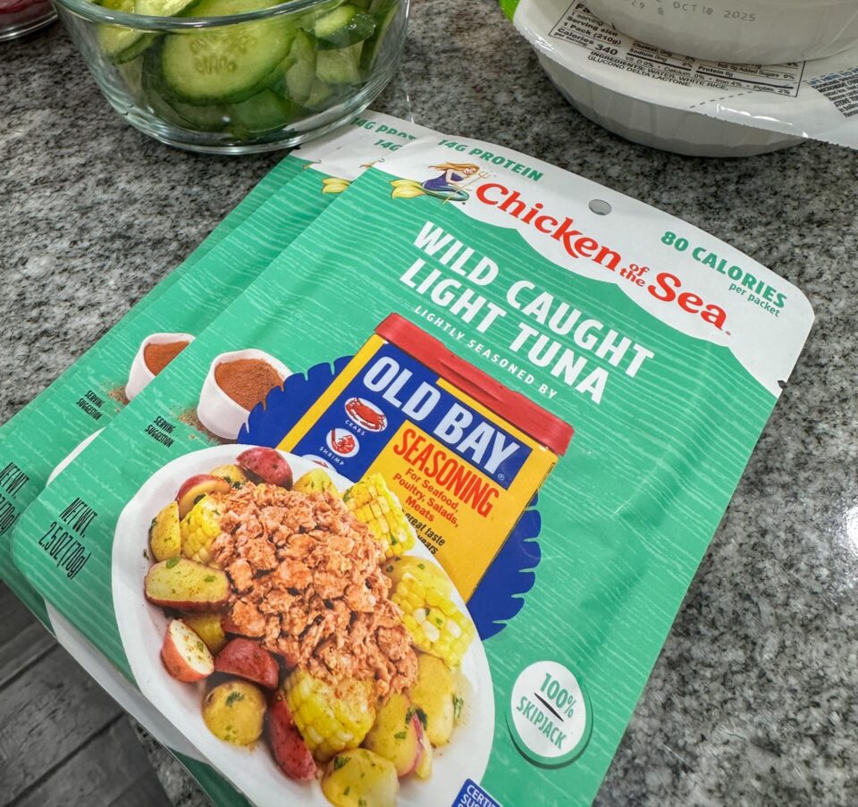 Old Bay Tuna Sushi Bowl - DA' STYLISH FOODIE